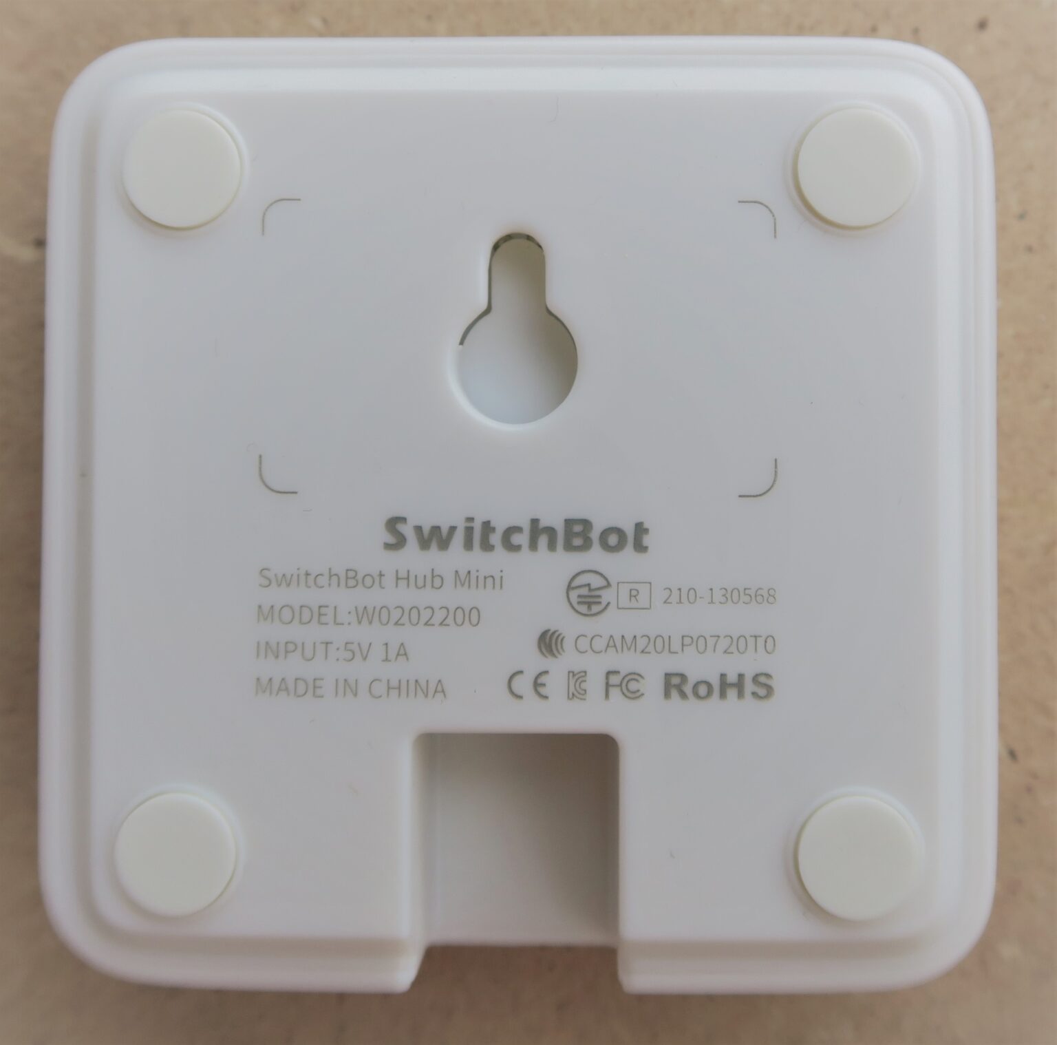 SwitchBot Hub Mini Smart Remote: guida completa - La mia Casa Elettrica